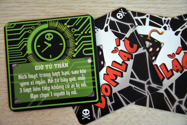 Hướng dẫn luật chơi trò Bom Lắc siêu bựa chỉ trong 5 phút